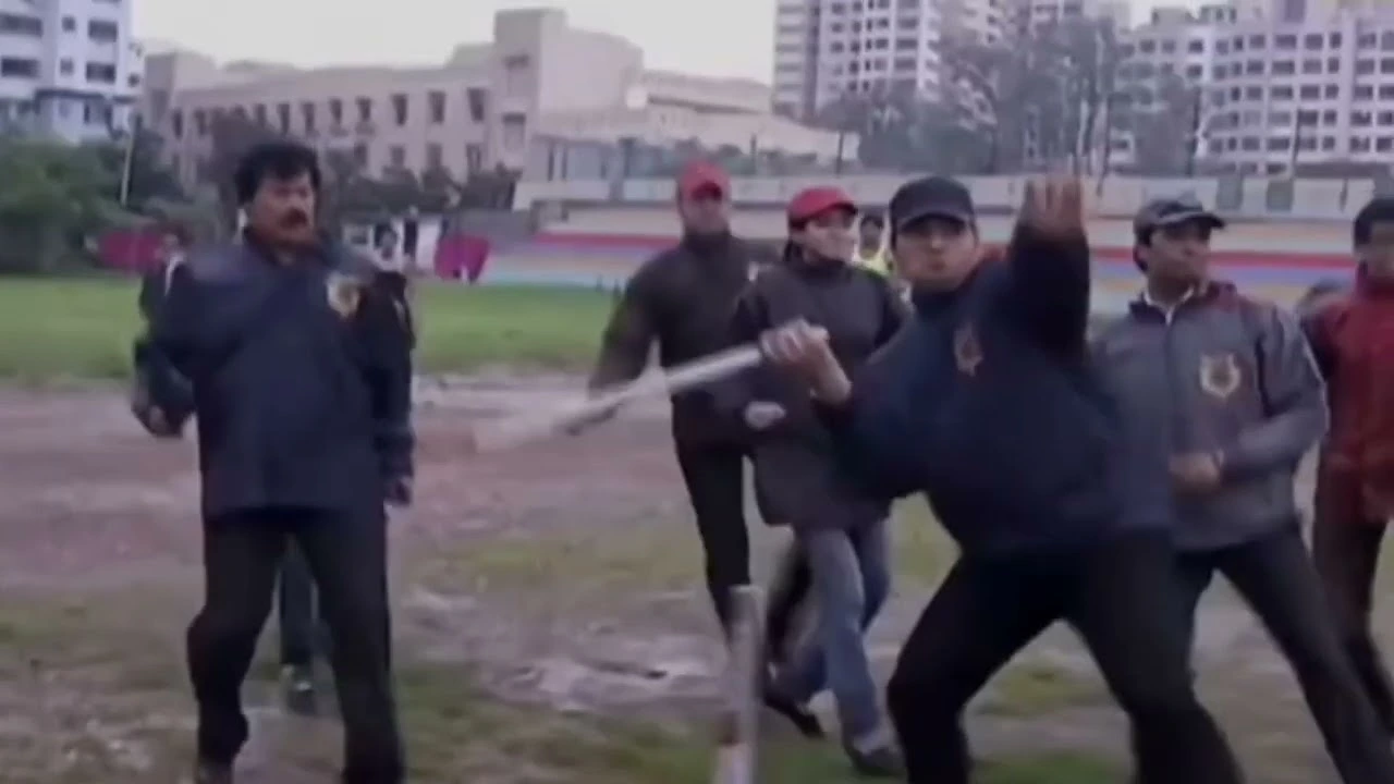 CID Pakad MC - Indian Meme Templates