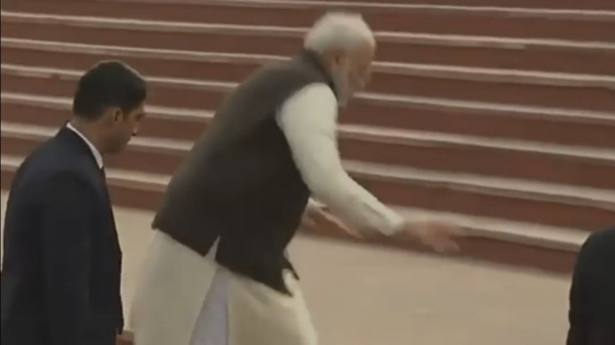 Modi Lavanena Bhojyam - Indian Meme Templates